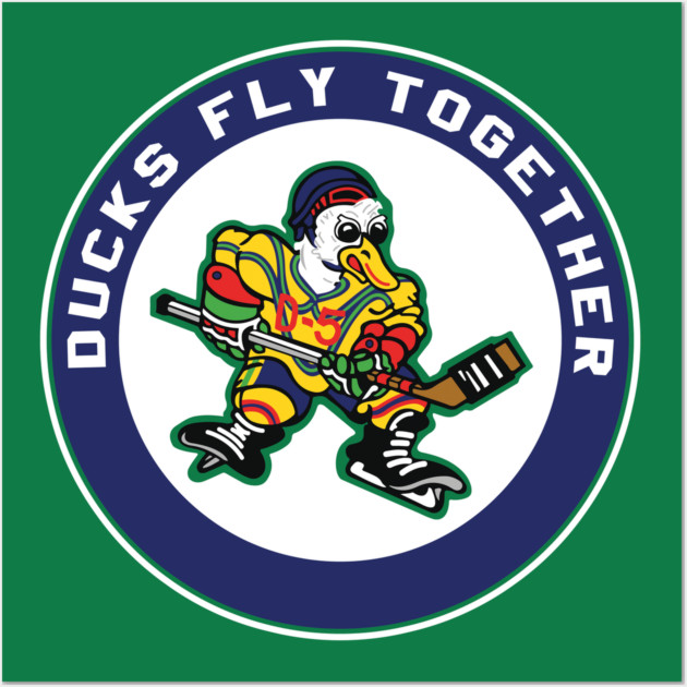 do ducks fly together