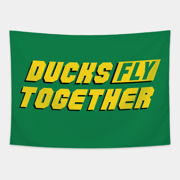 do ducks fly together