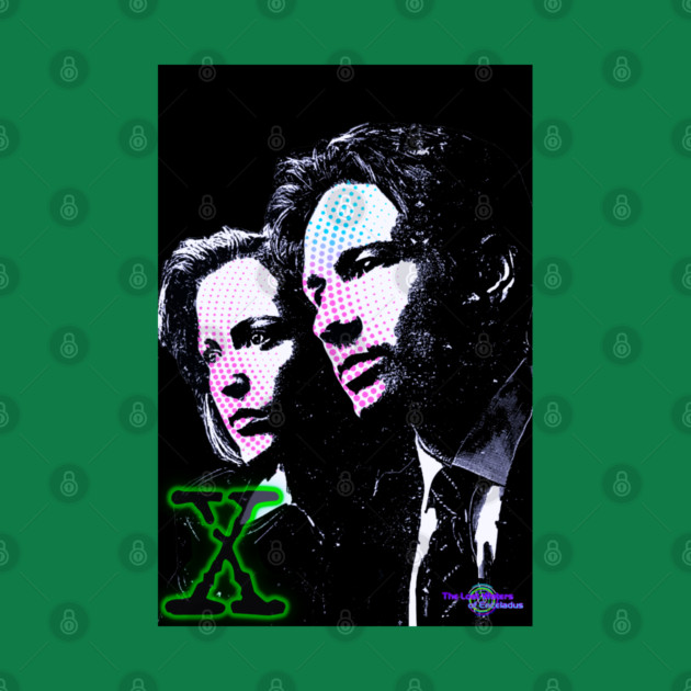 Mulder & Scully b & w - 90s Tv Show - T-Shirt | TeePublic