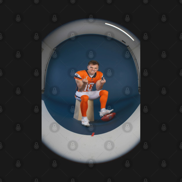 Bo Nix Fish Eye - Bo Nix - T-Shirt | TeePublic